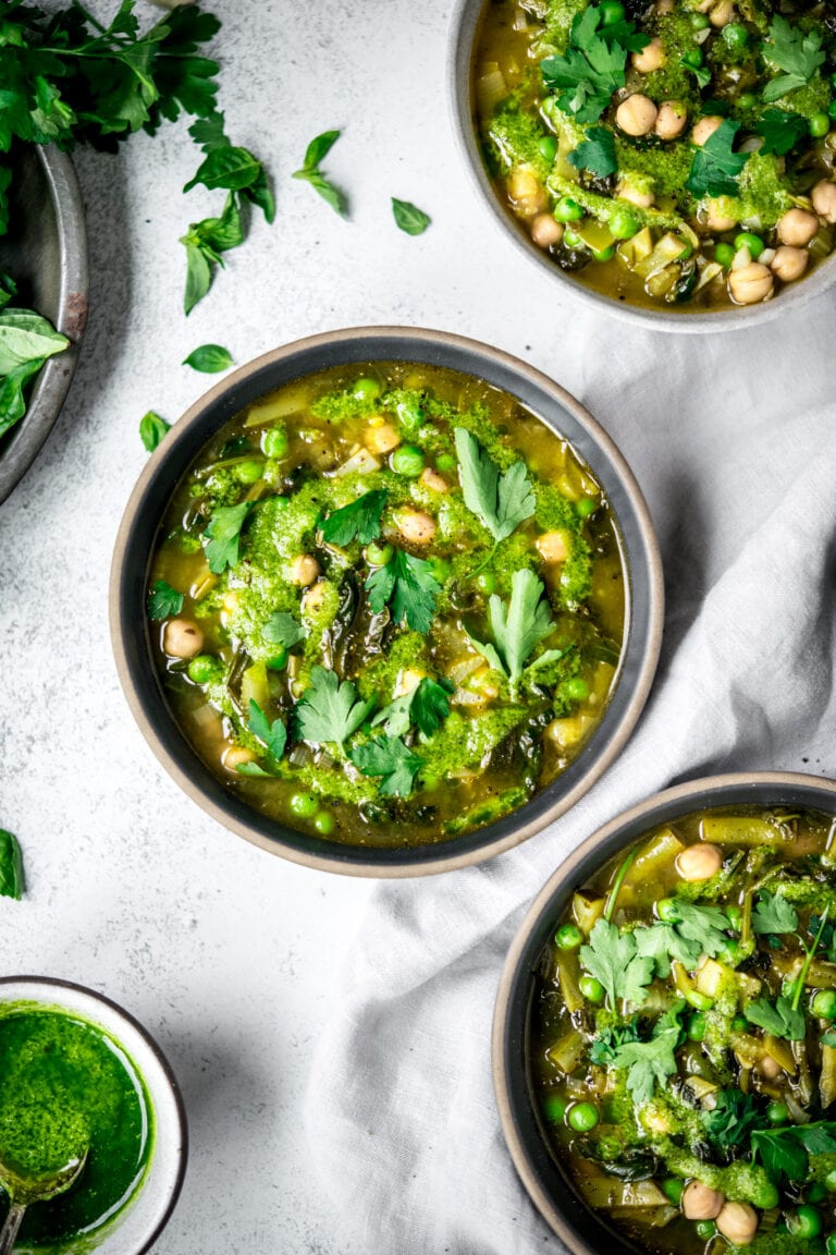 Super Green Vegetable Soup (Vegan) - Crowded Kitchen