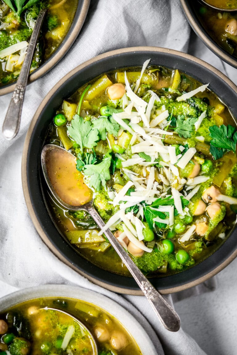 Super Green Vegetable Soup (Vegan) - Crowded Kitchen